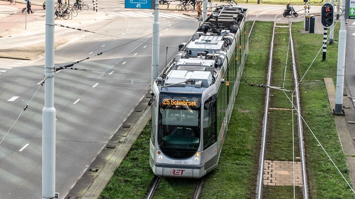 Tram 8 blijft misschien toch naar Rotterdam-Spangen rijden - Rijnmond