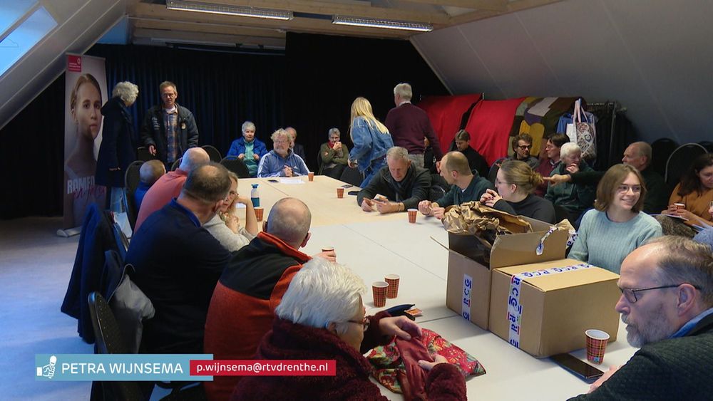 De cast zit voor het eerst bij elkaar - RTV Drenthe