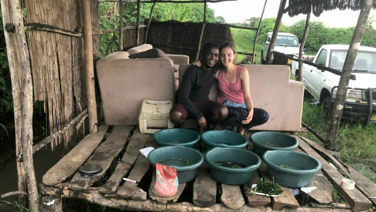 Eva (31) uit Loon liet luxe achter voor liefde in Malawi: 'Soms zou een ...