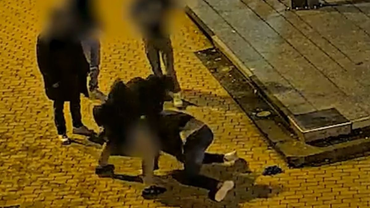 18-jarige Groninger aangehouden voor poging tot doodslag in Poelestraat Stad - RTV Noord