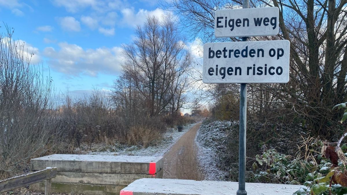 Strijd om wandelpad Vinkeveen, eigenaar claimt weg: 'Gevaarlijke ... Strijd om wandelpad Vinkeveen, eigenaar claimt weg: 'Gevaarlijke ...