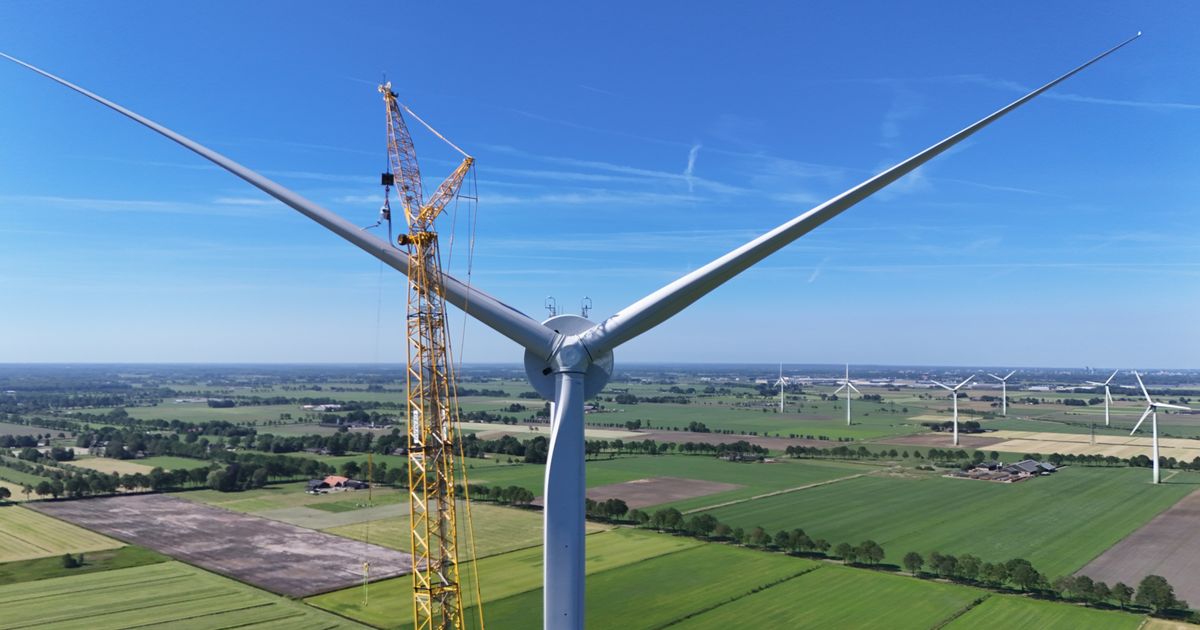 Windmolen in Nieuwleusen weer hersteld na brand: 'Sneller dan verwacht ...