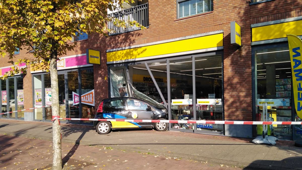 Automobilist rijdt in op Zeeman-filiaal in Utrechtse wijk Lombok - RTV ...