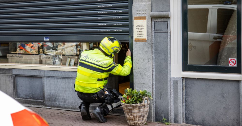 Overval op juwelier mislukt - Rijnmond