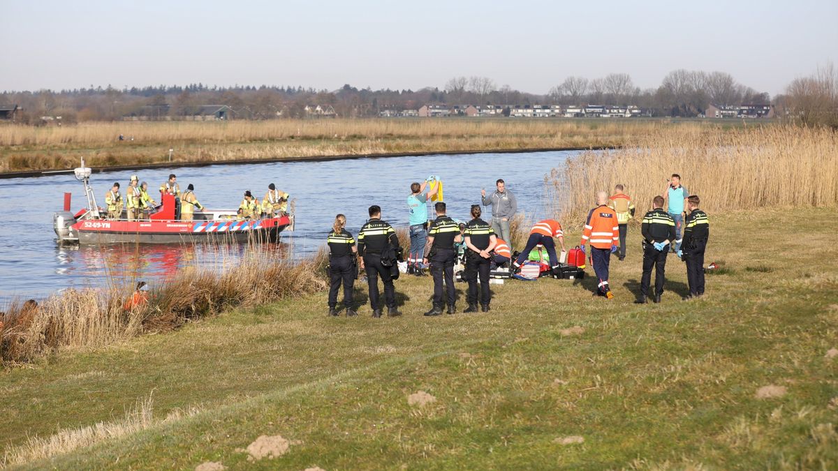 Roeier op de Eem overleden: 'Hij was zo fit, dit is niet te bevatten ...