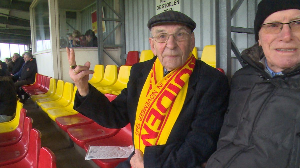 Bekendste supporter Arnemuiden Rinus overlijdt één dag voor honderdste ...