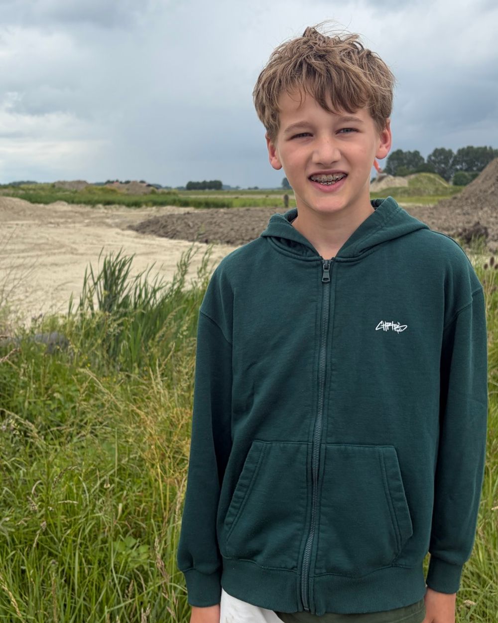 LIVE: Daan (12) mag bom laten ontploffen • Bom aangekomen op ...