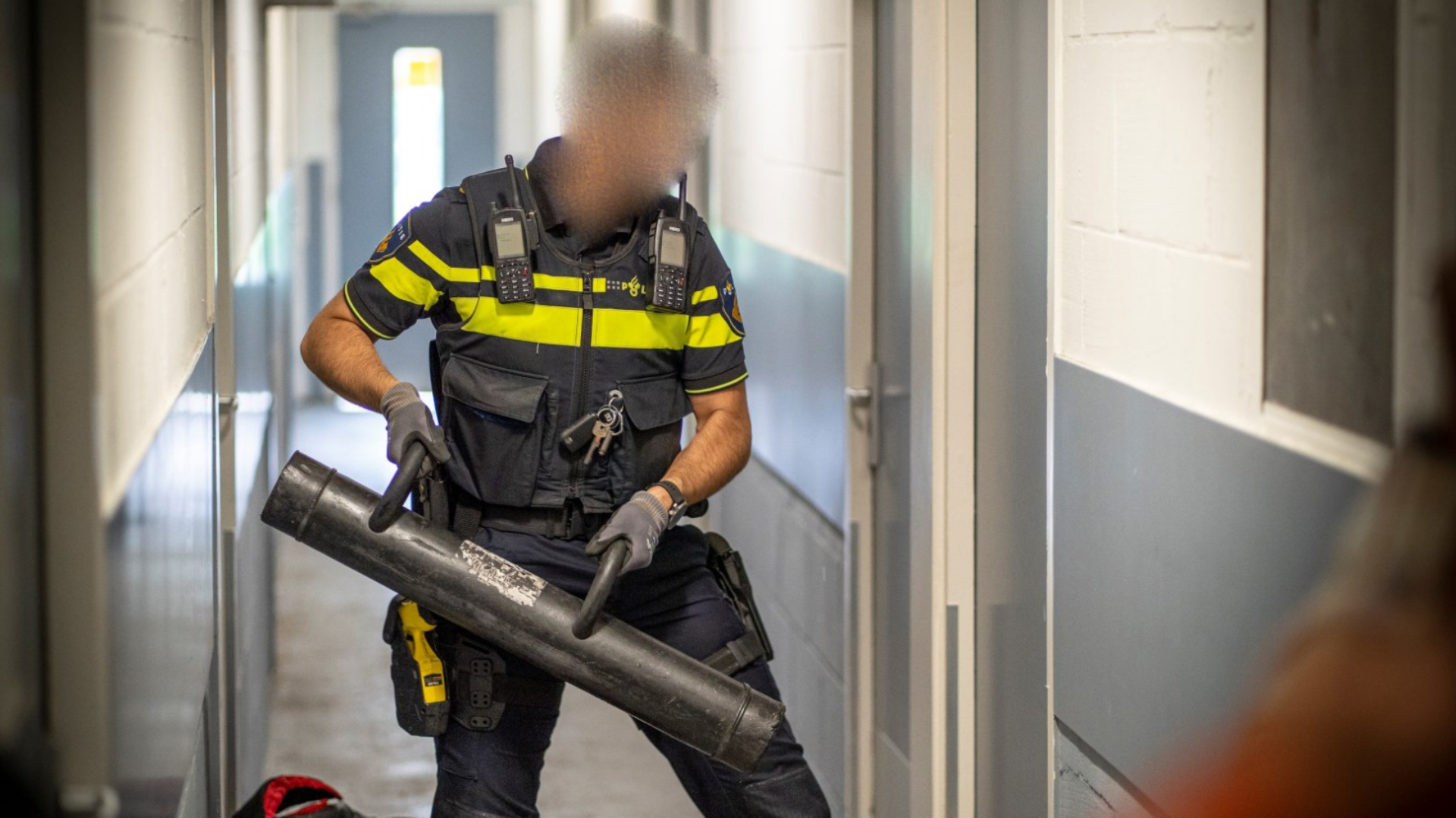 Helpers van Rotterdamse drugsbaron 'Piet Costa' krijgen celstraf voor ...