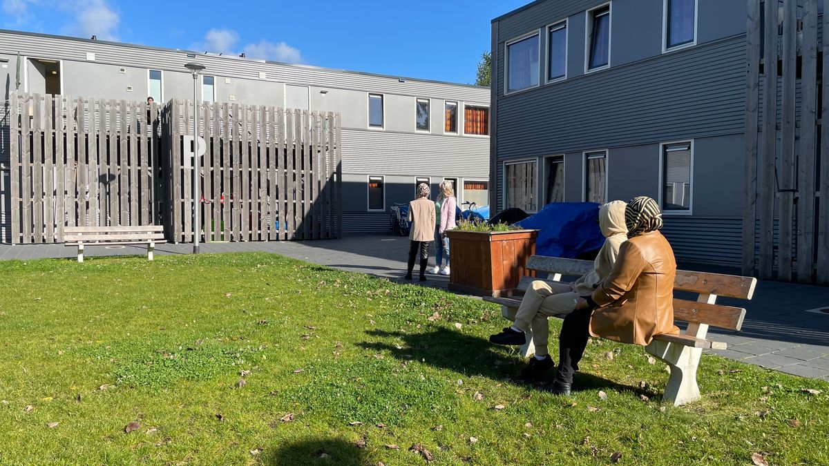 Azc Emmen in opstand tegen komst minderjarige vluchtelingen - RTV Drenthe