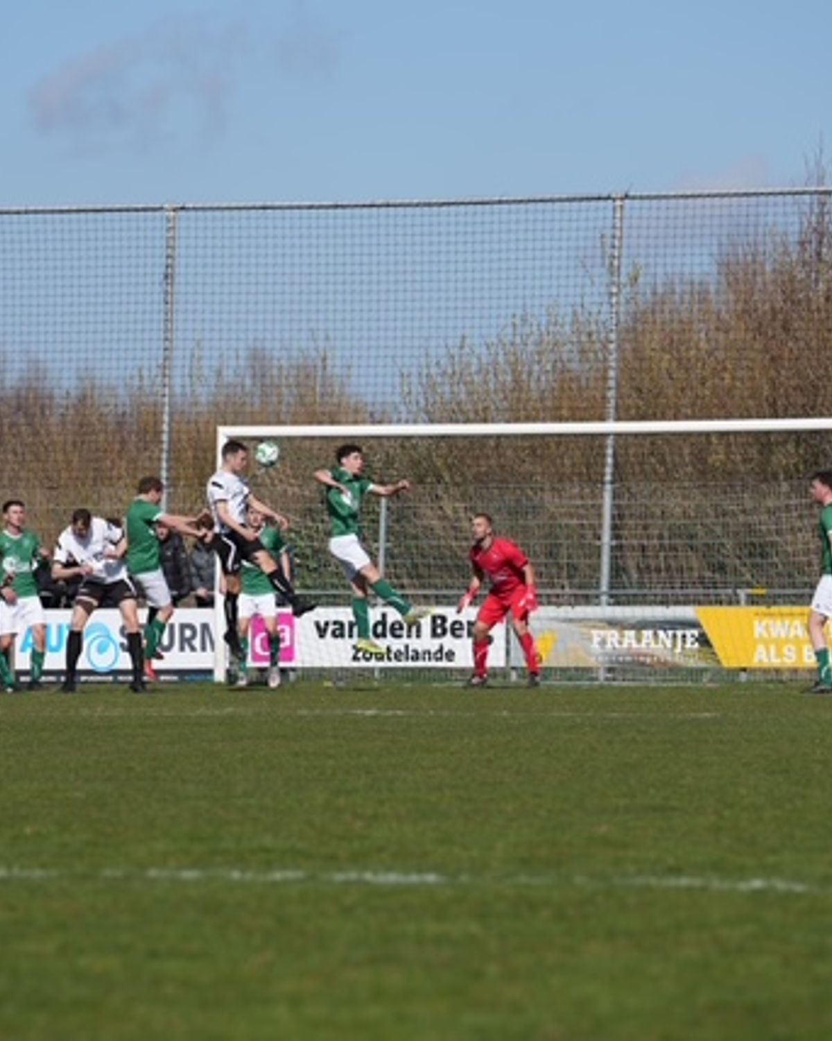 FC Dauwendaele en VCK winnen toppers en gaan strijden om titel - Omroep ...