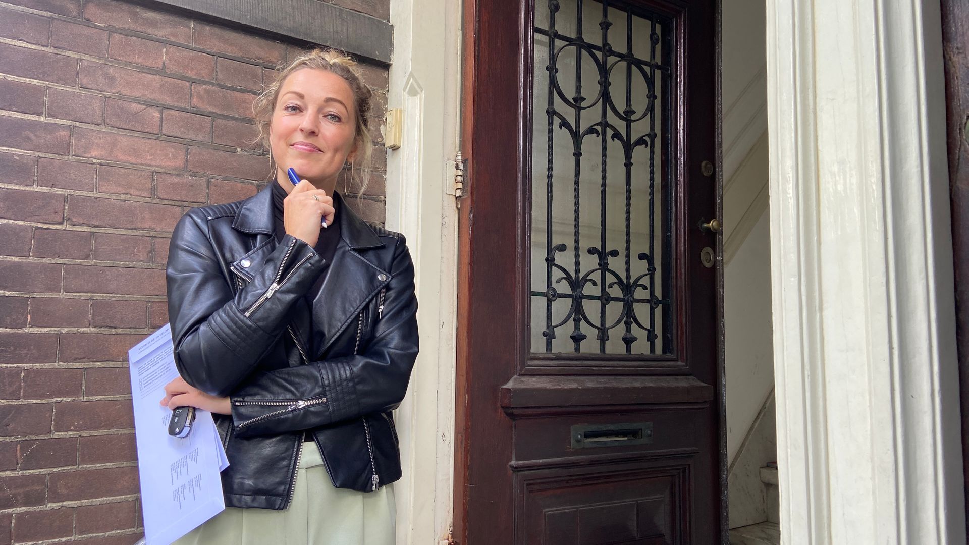 Deurwaarder Marieke ziet steeds meer mensen in de schulden: 'Maar er is ...