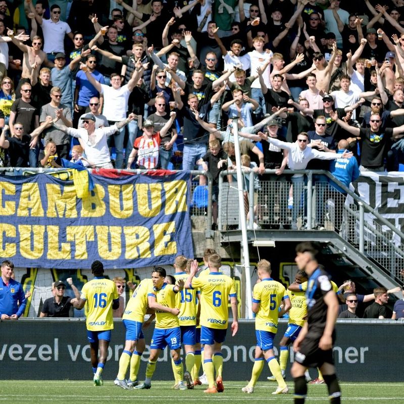 Cambuur neemt afscheid van eredivisie met klinkende overwinning en zeventiende plaats - Omrop ...