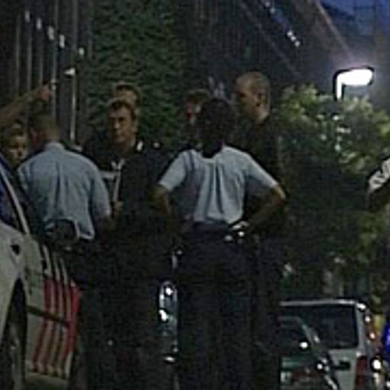 Aanhoudingen na dodelijke schietpartij - Rijnmond