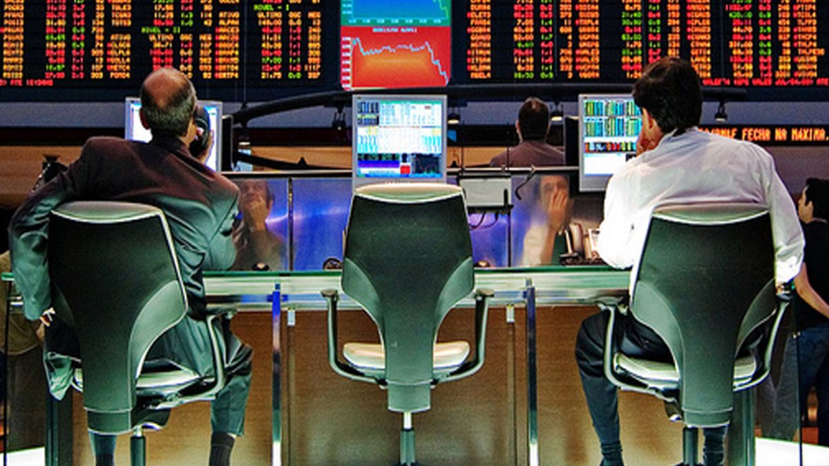 AEX opent licht hoger - Rijnmond