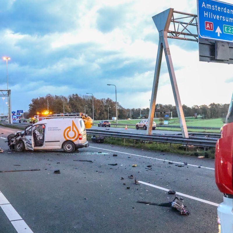 Gekantelde vrachtwagen op A28 bij Amersfoort zorgde hele dag voor file - RTV Utrecht