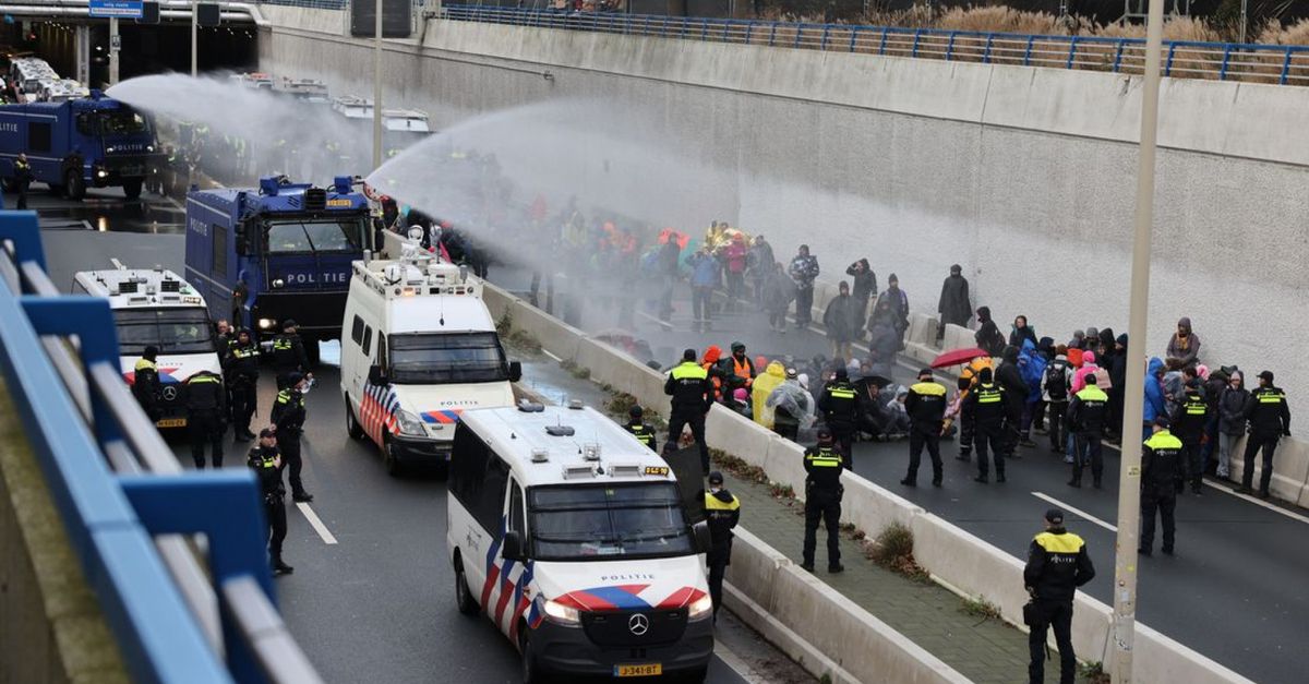 Extinction Rebellion wil A12 blokkeren tijdens NAVO-top - Den Haag FM