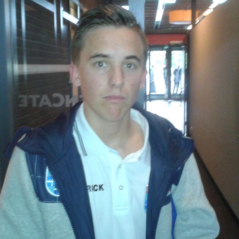 Ryan Thomas van PEC Zwolle maakt debuut voor Nieuw-Zeeland - Oost