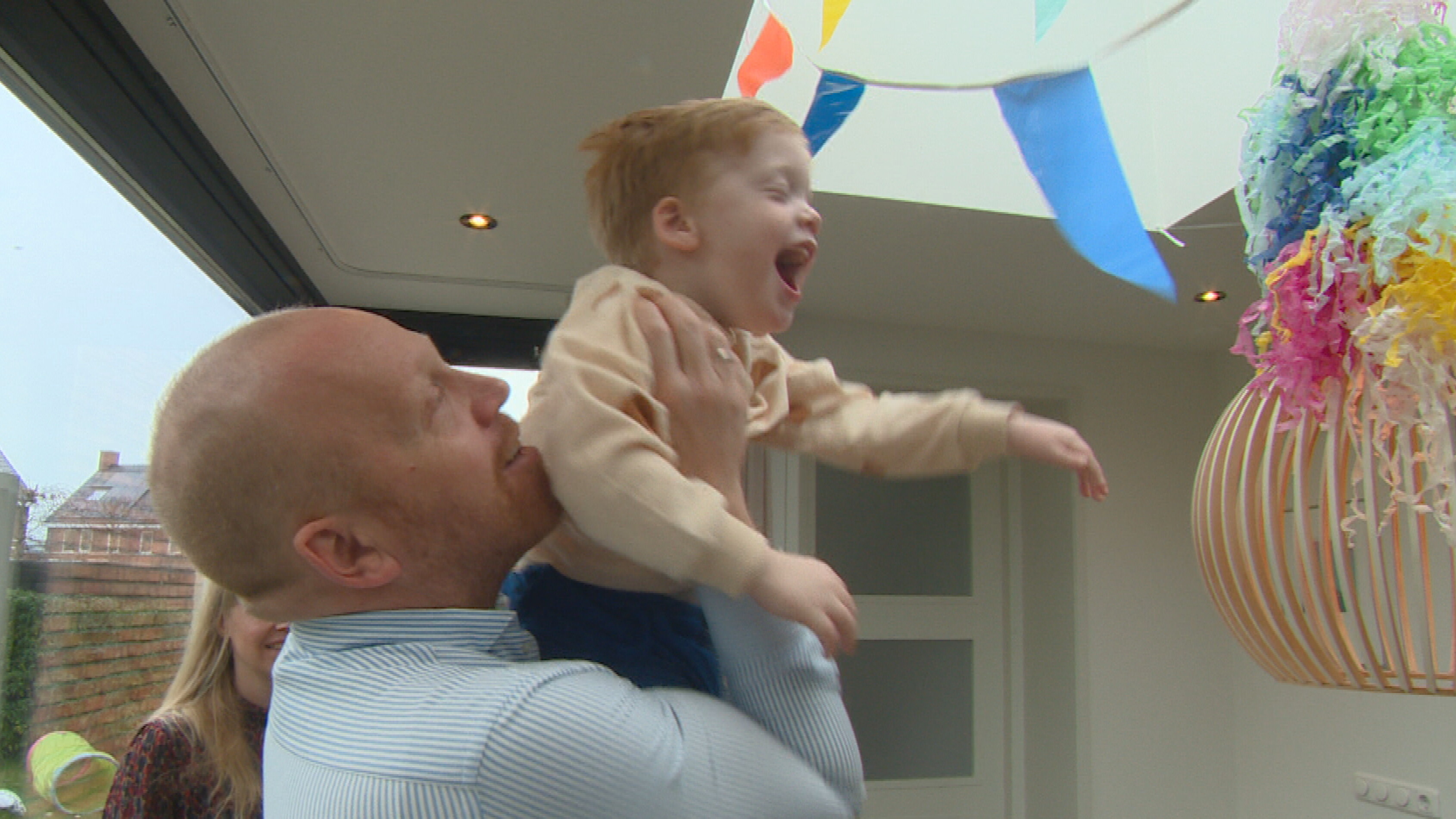 Jelte (3) leeft niet lang meer, maar hij zingt elke maand 'Lang zal hij ...