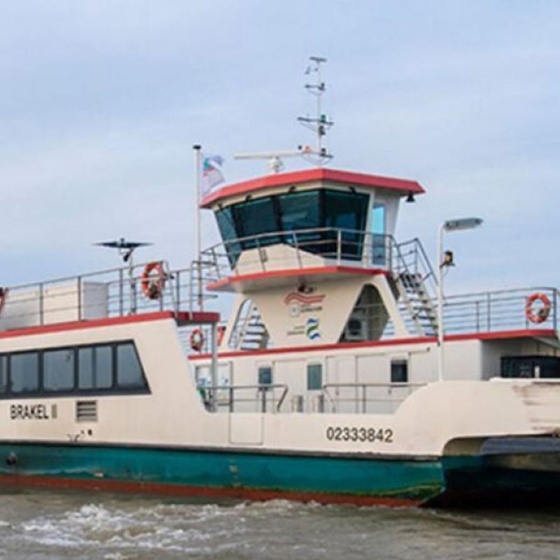 Veer tussen Brakel en Herwijnen uit de vaart - Omroep Gelderland