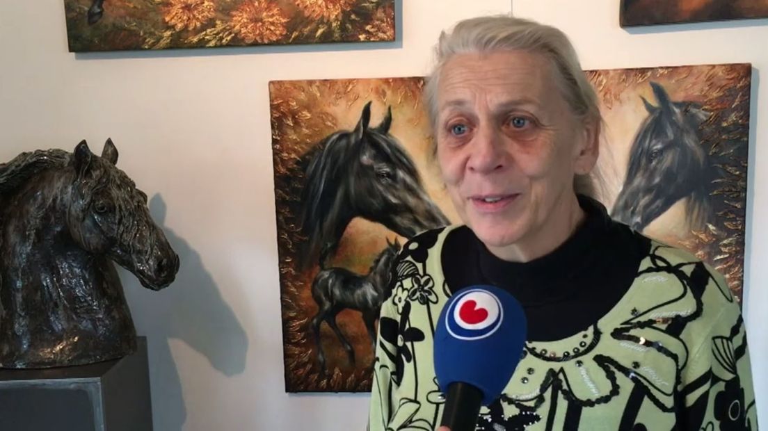 Gronings kunstwerk siert de schouw van Queen Elizabeth - RTV Noord