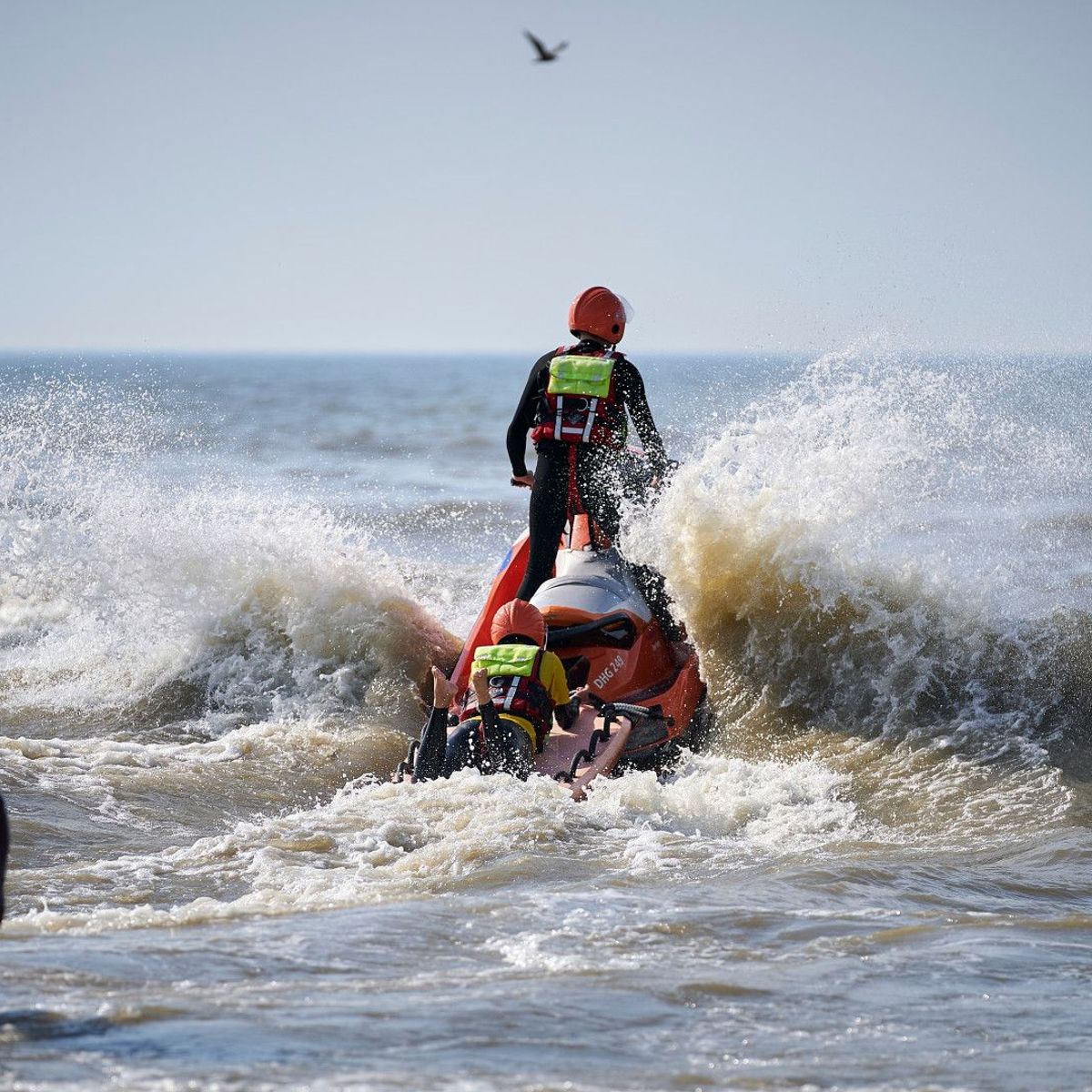 Lorenzo en Wesley redden hele weekend zwemmers uit zee: 'Mensen denken ...
