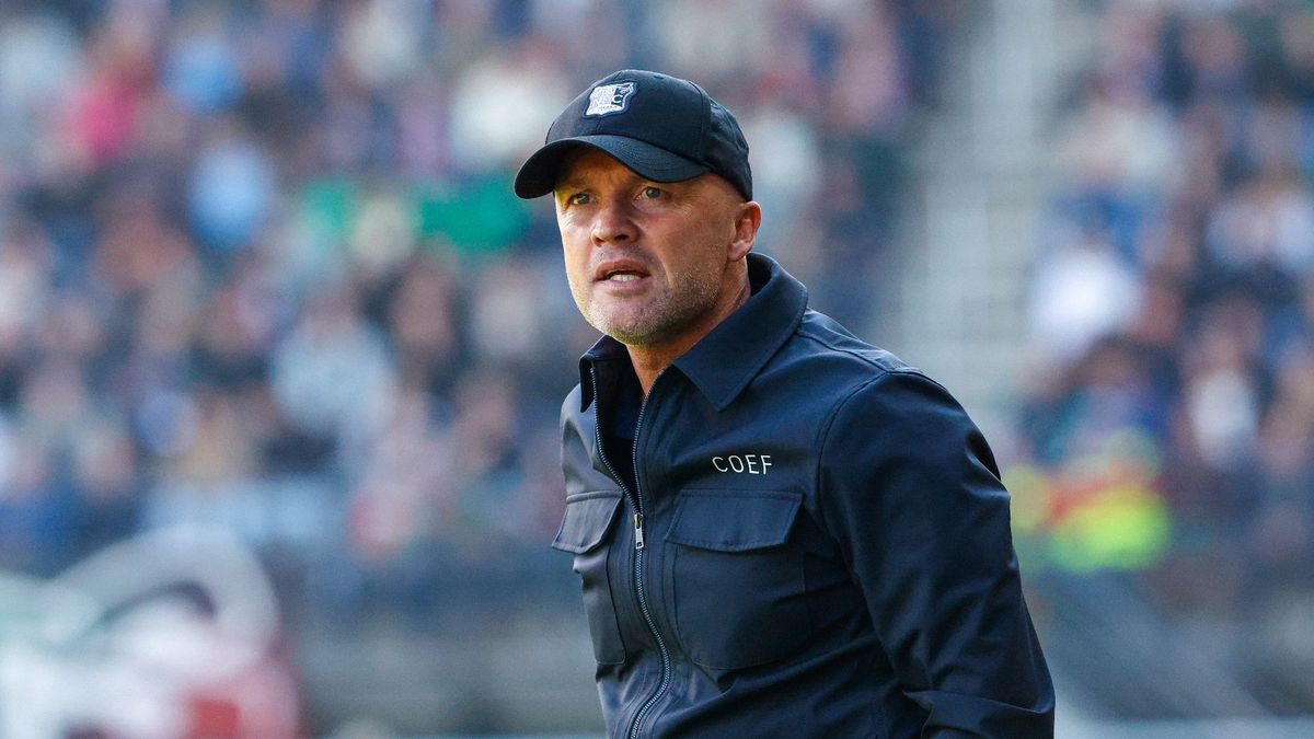 NEC-coach mist Spanje: 'Ik zie mezelf daar ooit weer coachen' - Omroep ...