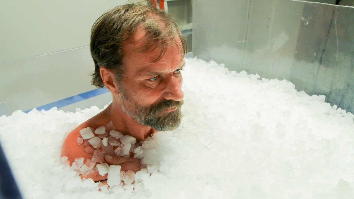 Kritische biografie over 'ijsman' Wim Hof verkozen tot beste ...
