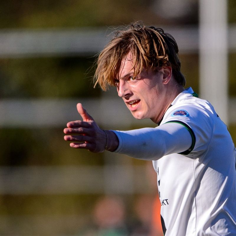 Uitslagen amateurvoetbal: Freek van Eijk bezorgt Scheveningen een punt ...