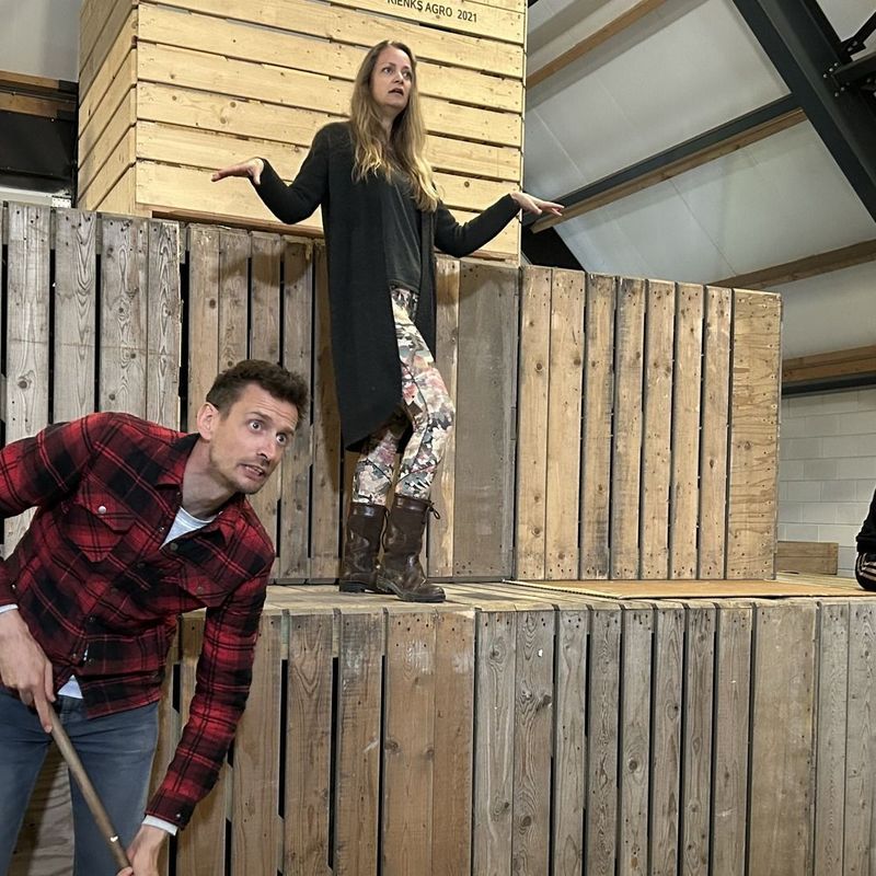 Actrice Tet Rozendal sloot zichzelf jarenlang op, maar staat nu weer op ...