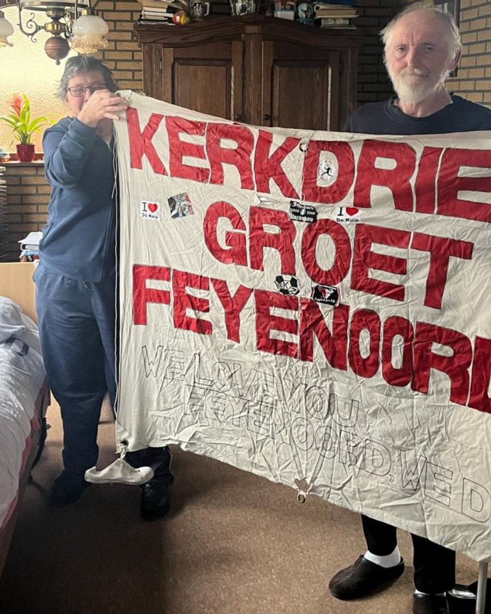 Dit is waarom het spandoek 'Kerkdriel groet Feyenoord' niet meer te ...