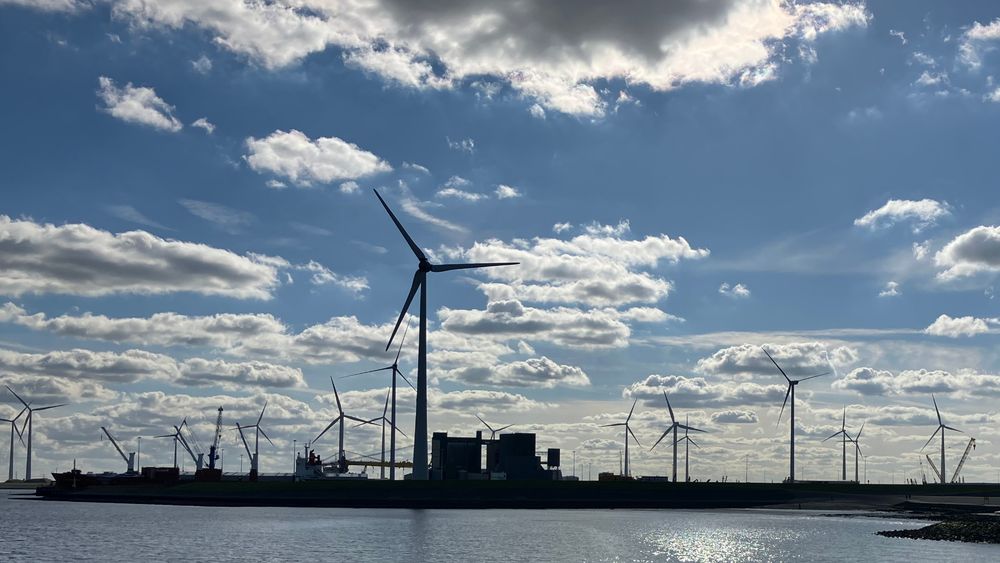 'Eemshaven meest geschikte plek voor nieuwe kerncentrales' - RTV Noord