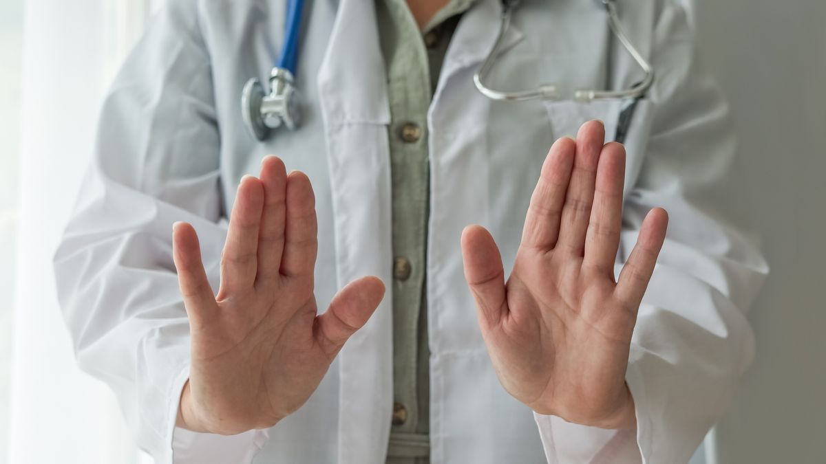 Nog altijd veel agressie tegen zorgverleners: "Loopt de spuigaten uit ...