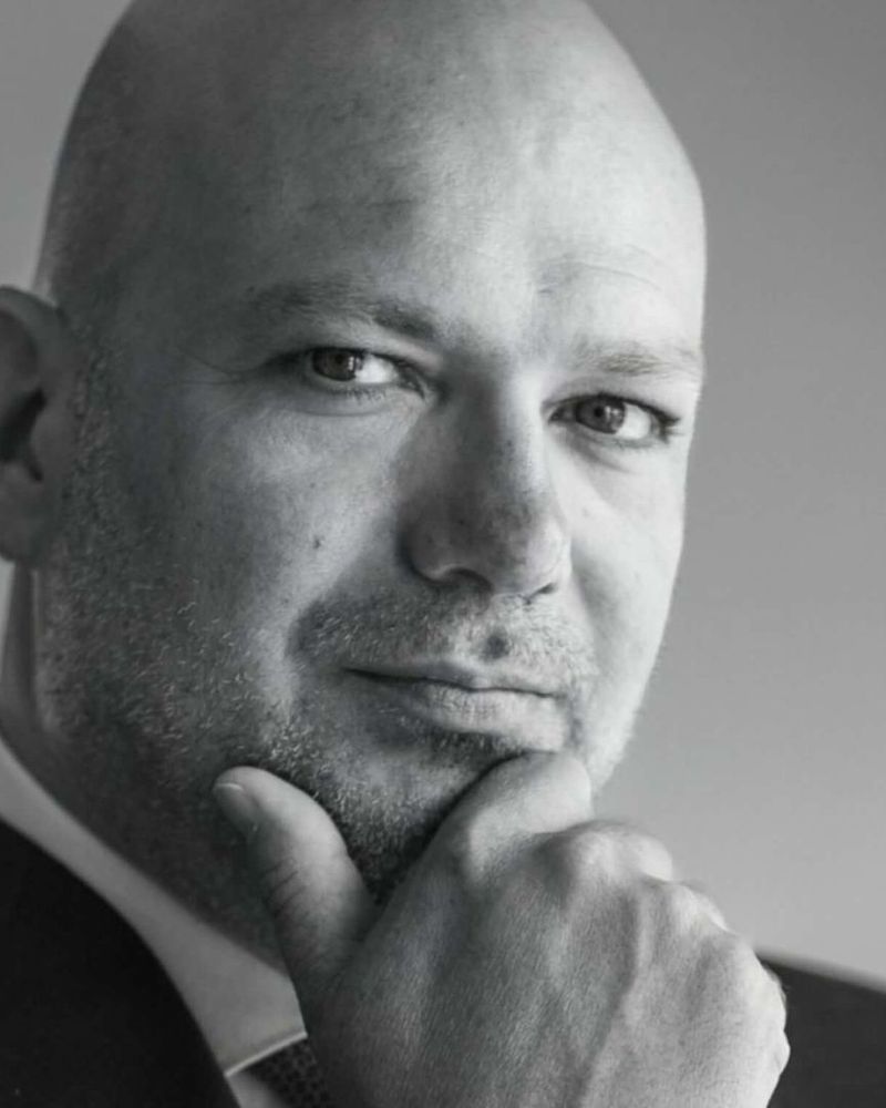 Chaos Vitesse compleet: Guus Franke trekt zich terug en einde lijkt ...