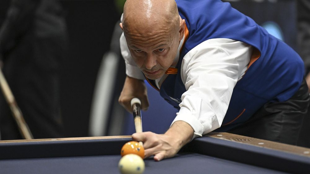 De Bruijn naar laatste 16 op WK driebanden na winst op Jaspers - Omroep ...