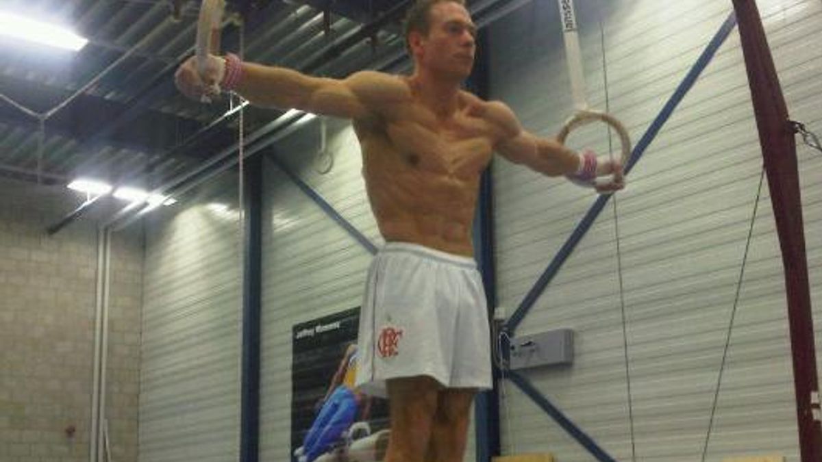 Rob Stout: 'Comeback wordt lastig verhaal voor Yuri' - Rijnmond