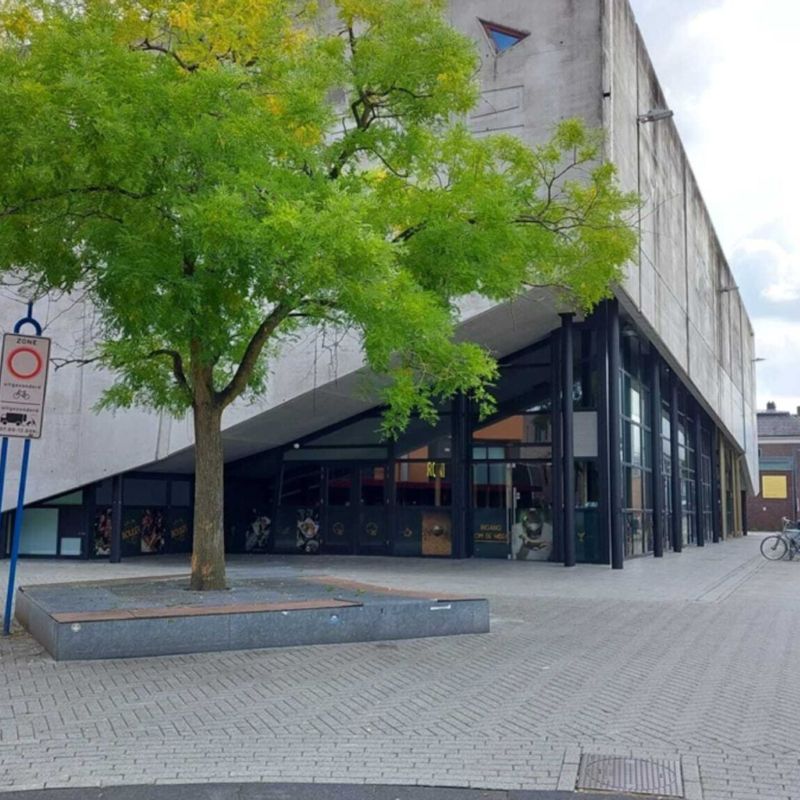 Hengelo wil bioscoop kopen en slopen: "Unieke kans" - Oost