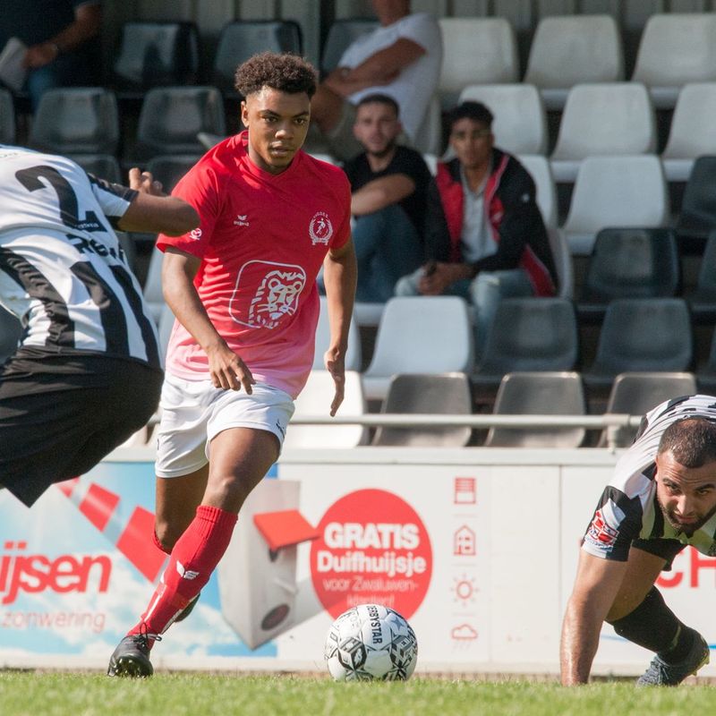 Ryleigh Doesburg van GOES naar Terneuzense Boys - Omroep Zeeland