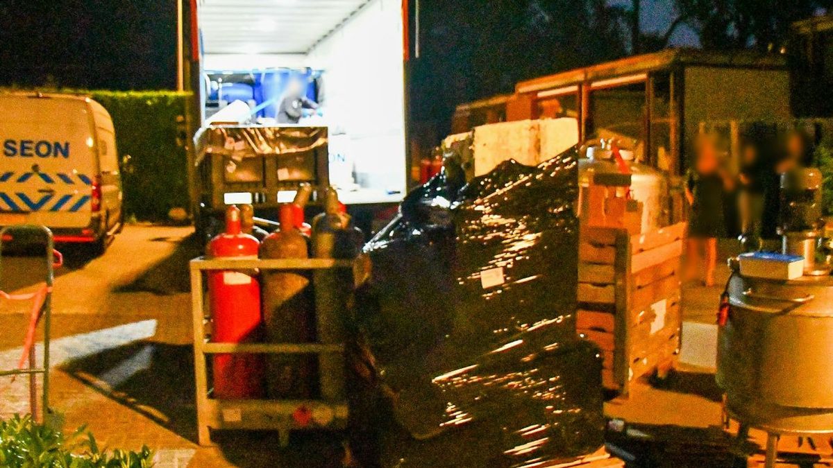 Tientallen kilo's crystal meth ontdekt in drugslab Boekelo - Oost