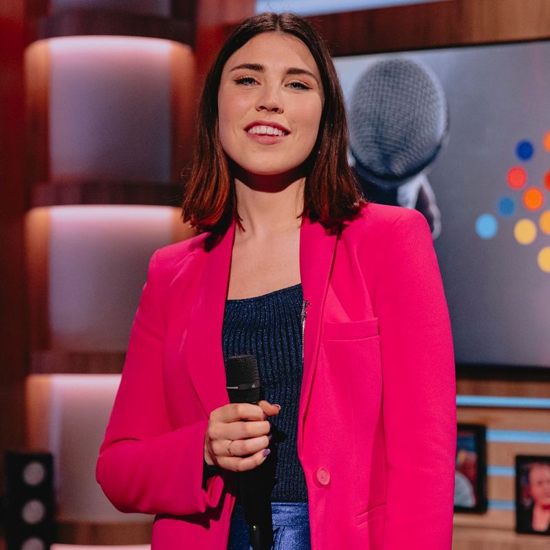 Met dit liedje vertegenwoordigt Emma Luca de provincie op Regio ...