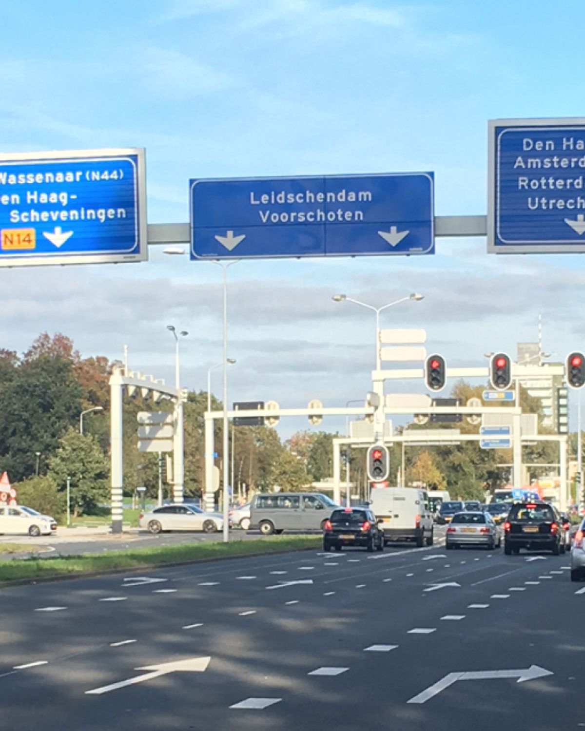 Weg naar Mall of the Netherlands weer open na ongeval - Omroep West