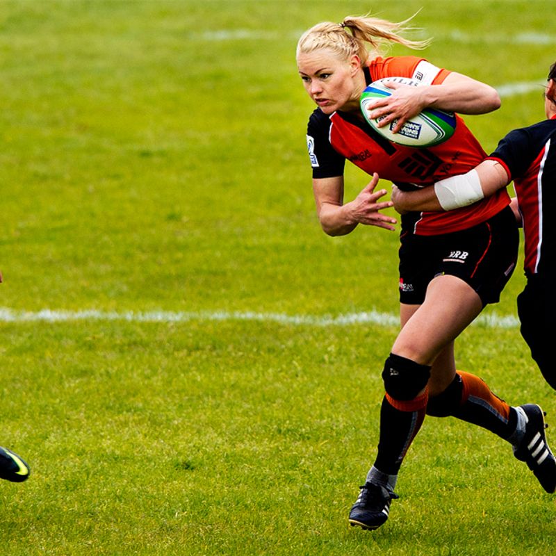 Sterspeelster Kelly van Harskamp stopt met rugby - Omroep West