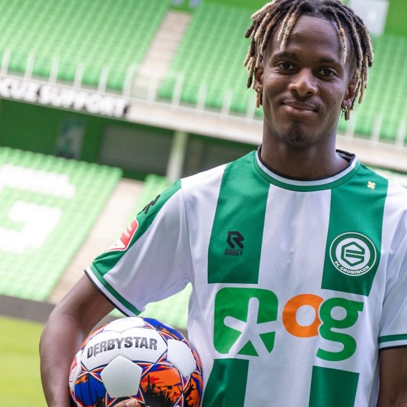 FC Groningen-speler Noam Emeran voor het eerst in de basis - RTV Noord