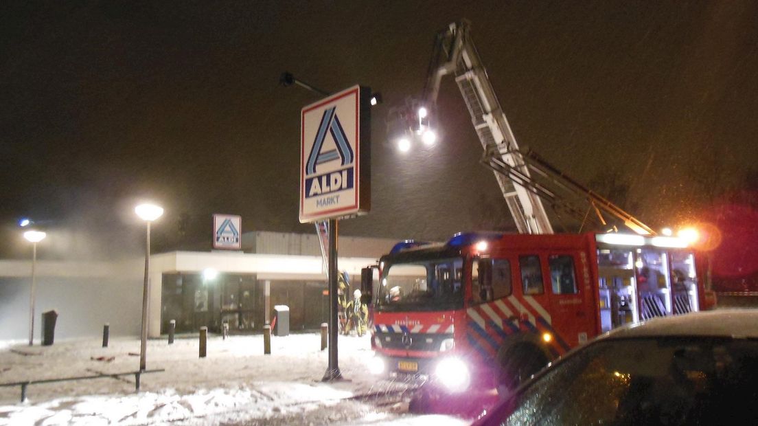 Grote brand winkelcentrum De Posten Enschede - Oost