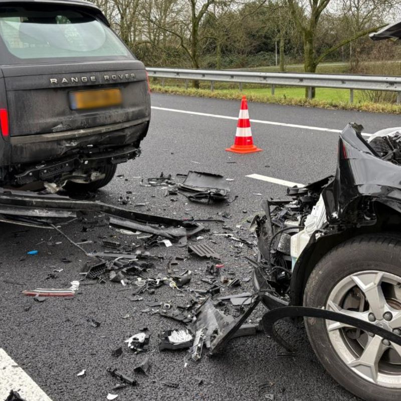 Snelweg weer open na ongeluk met alleen blikschade - Rijnmond