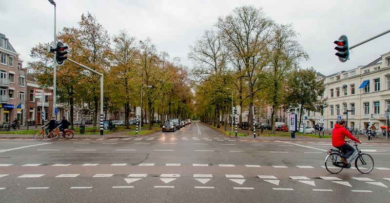Nieuwe stoplichten zorgen voor verwondering want hele kruispunt moet op ...