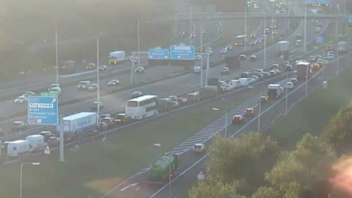 File na ongeluk bij knooppunt Lunetten - RTV Utrecht