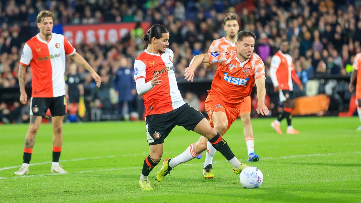 LEES TERUG: Feyenoord wint van FC Volendam (3-1) - Rijnmond