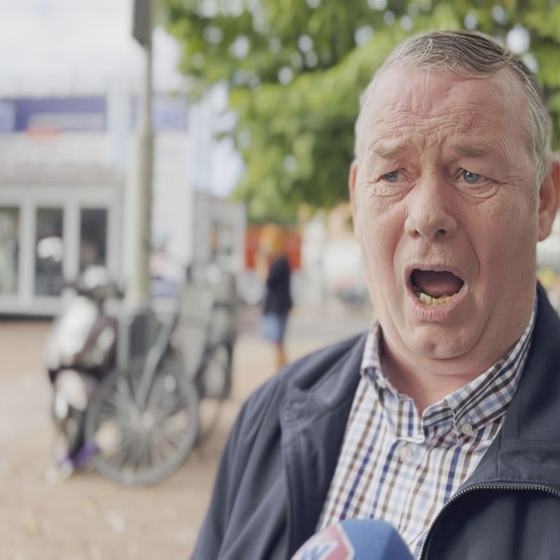 Koos kon 40 jaar niet goed lezen en schrijven, maar bracht daar ...