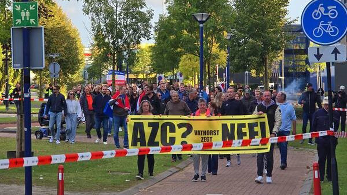 College Amersfoort maakt excuses voor communicatie azc's, omwonenden ...