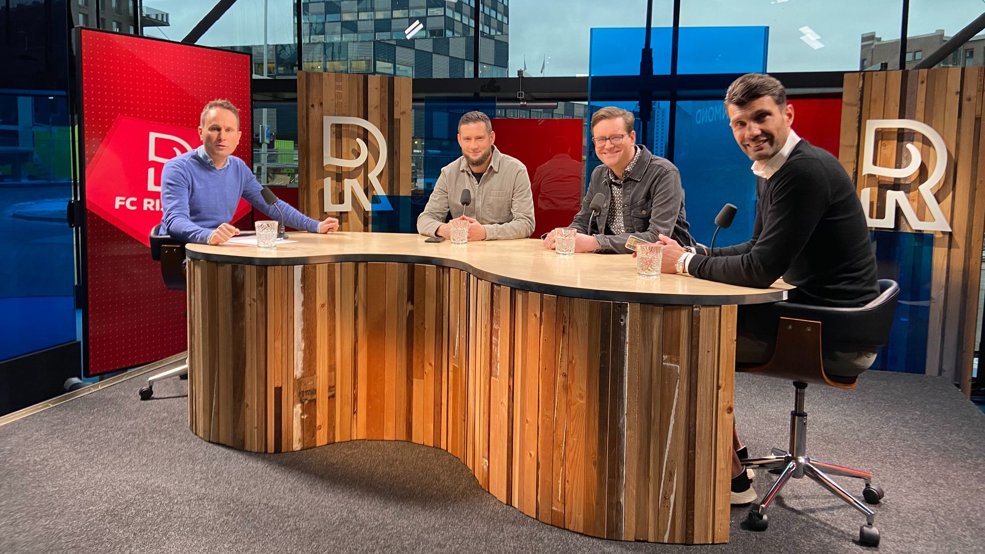 FC Rijnmond over titelkansen Feyenoord: 'Als je komende potjes doorkomt ...